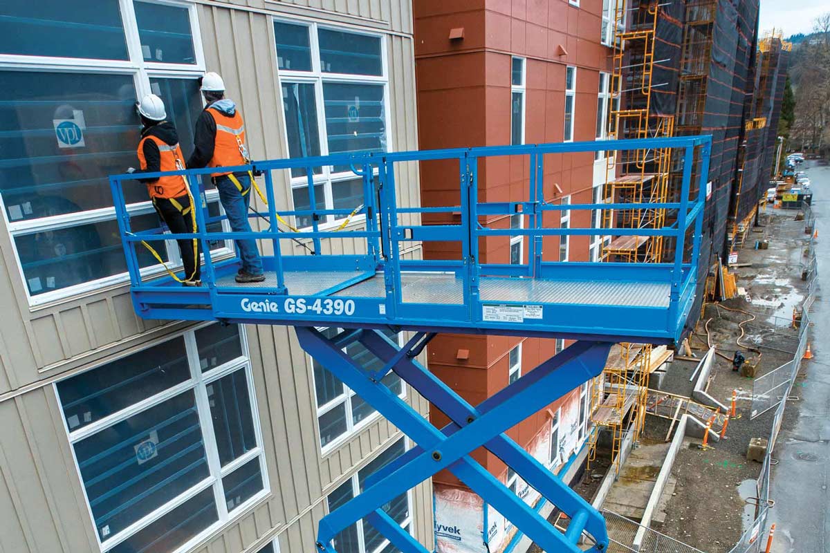 Genie® GS™-4390 RT Rough Terrain Scissor Lift